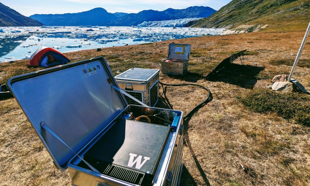 FiberLab at UW – Enabling transformative science through easily deployed optical fiber sensing.